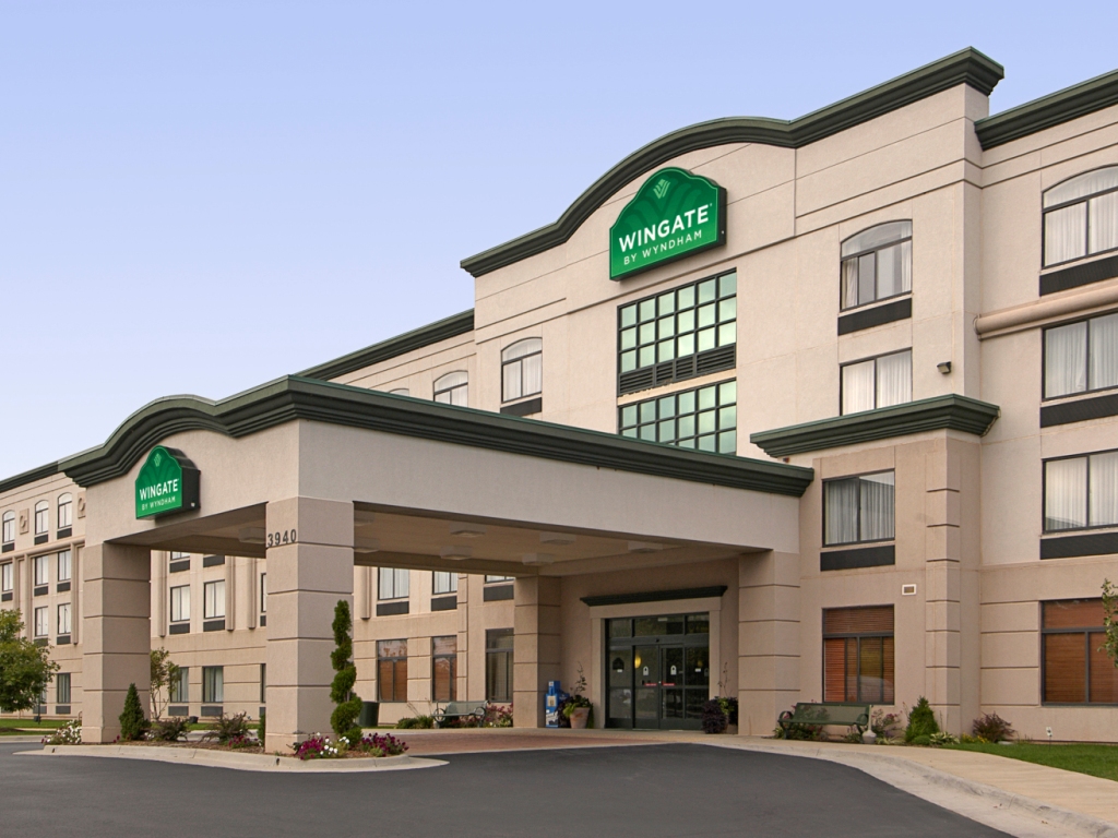 Top Luxury And Budget Hotels For First Time Visitors – Rockbridge Weekly